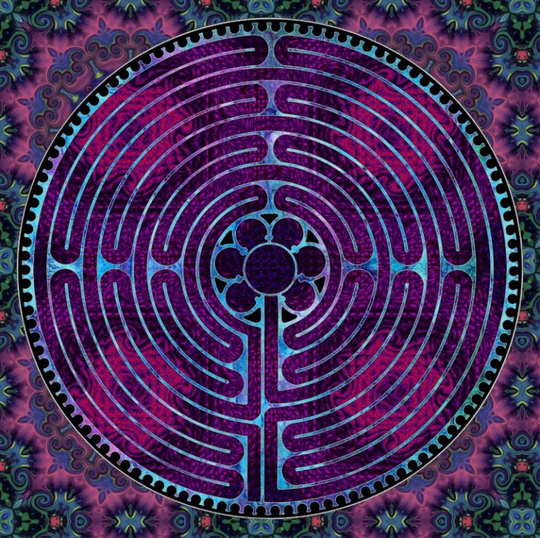 A Labyrinth To Color | Mandala Madness